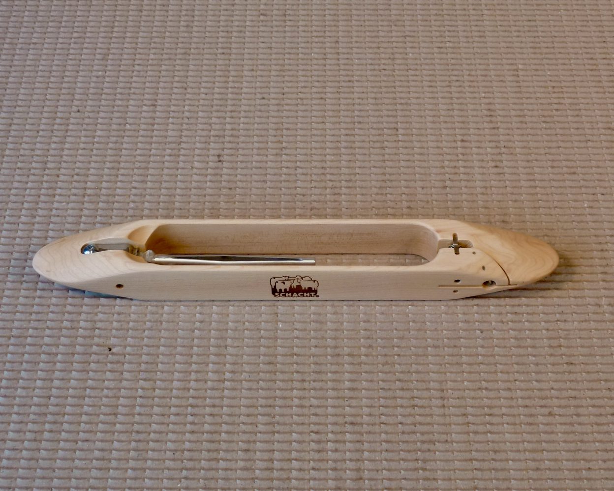 End-feed shuttles – Golden Haand